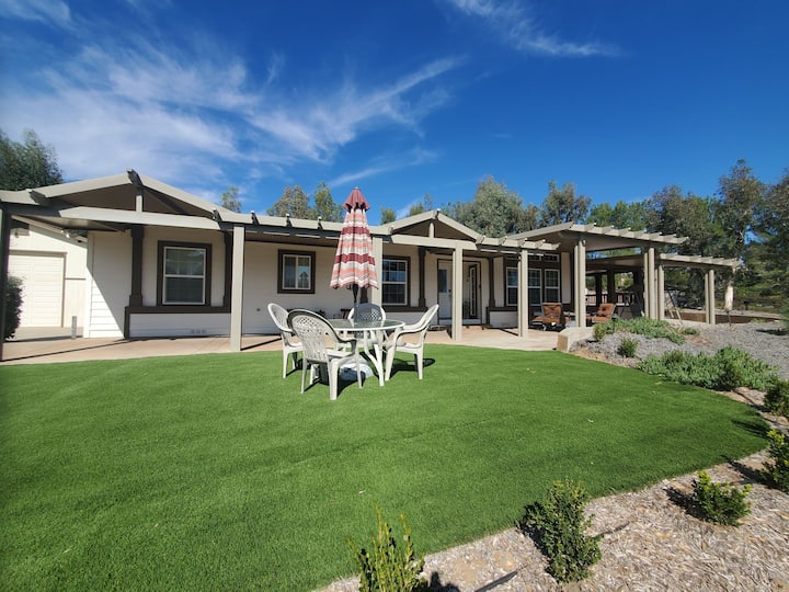 4 Bedroom Winery Getaway - Temecula, CA