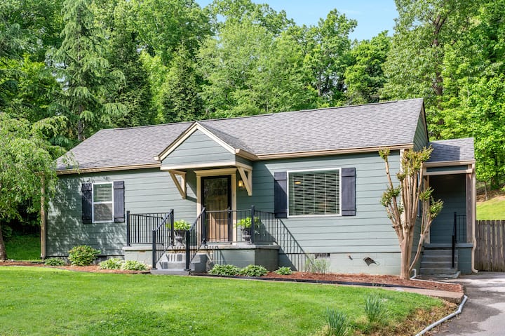 Charming 3 Br House In The Heart Of N. Chattanooga - Chattanooga, TN
