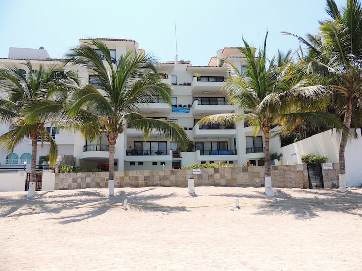 Beach Front Apartment In Puerto Vallarta - Puerto Vallarta