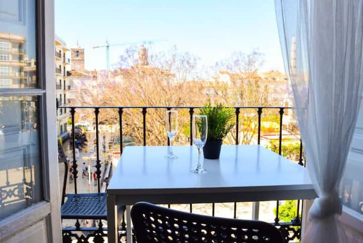 Apartamento Plaza Merced Grupos 6 Hab. 900m Playa - Provincia de Málaga, España