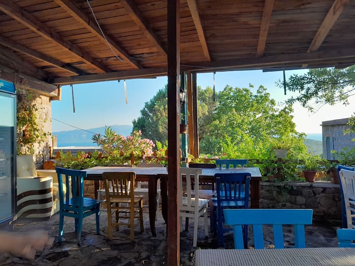 Assos Akropol Pansiyon - Asso