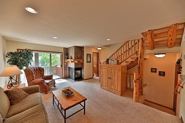 Heart Of Wp - 3br + Hottub - Winter Park, CO