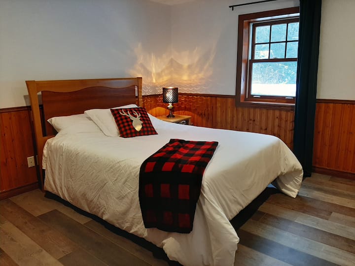 Cozy Nest With Fully Equipped Kitchen - Saint-Sauveur