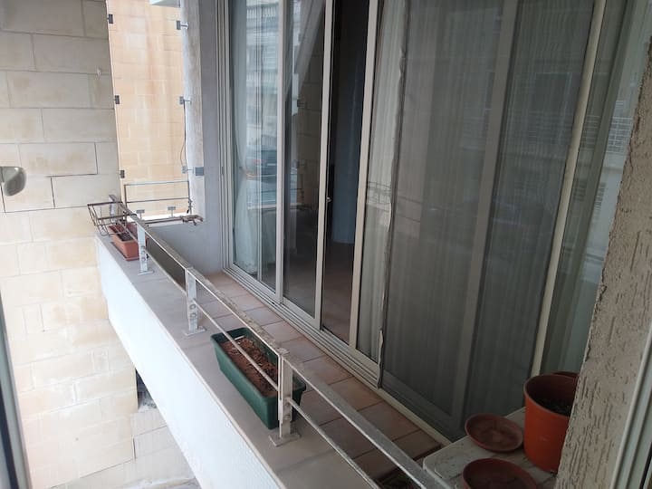 St. Julian's Large Self-contained Apartment - Malta