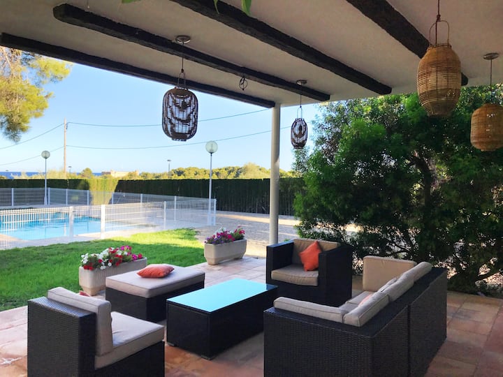 Beautiful Cozy Home With Pool & Access To Beach - Miami Platja