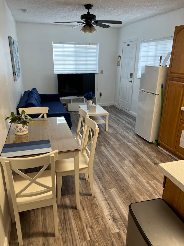 Private Guest Suite W/ Patio In Miami - South Miami, FL