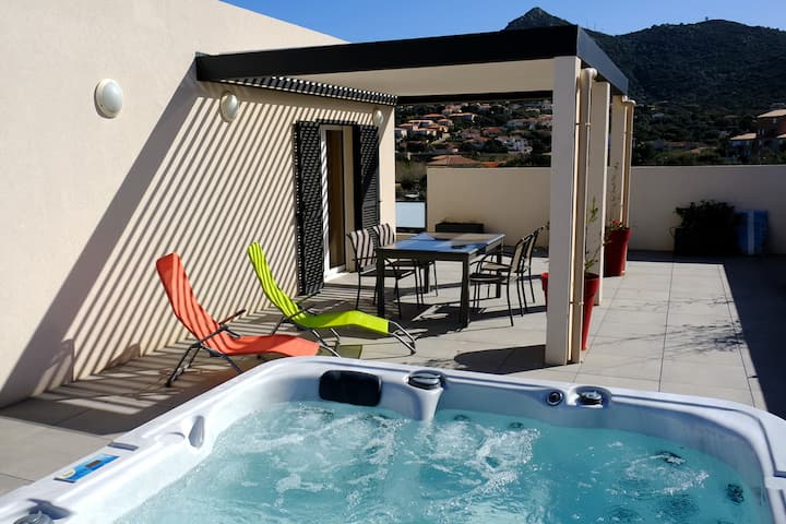 Grand T3 "Sur Le Toit" Avec Jacuzzi - L'Île-Rousse
