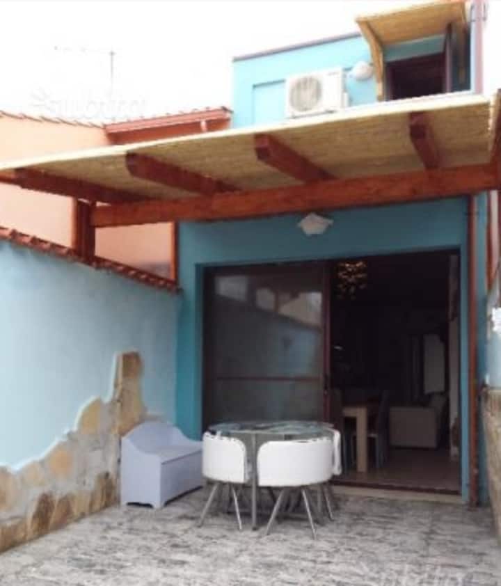 Graziosa Casetta Indipendente Con Veranda - Cabras