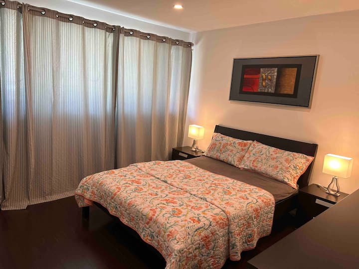 Comfy Apartment Near Lake - Oakville