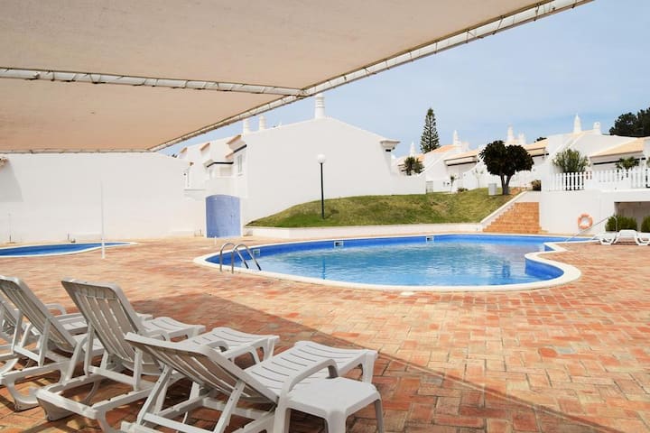 Charmante Et Confortable Maison Avec Piscine - Vilamoura