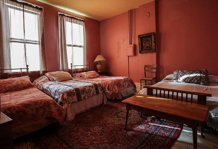 Silver King Hotel Room 9 - Bisbee, AZ