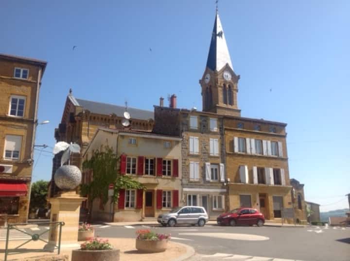 Quaint Family-friendly French Village House. - L'Arbresle
