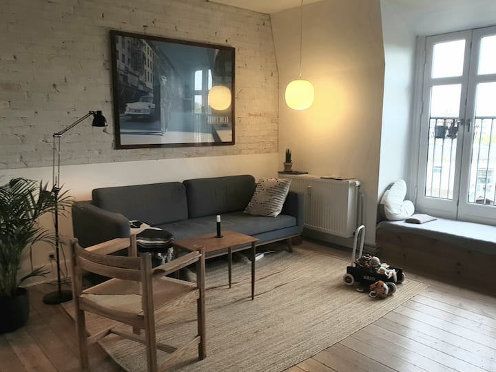 Stor Skøn Børnevenlig Lejlighed Tæt På Metro. - Copenhagen