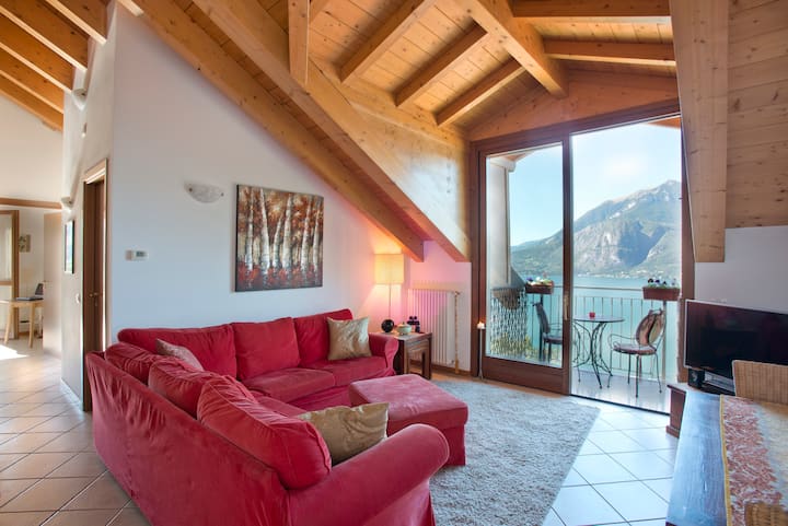 Incredible: Apartment & Views! Swimming Pool! - Varenna