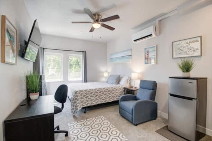 Hip-6 Studio Midtown Close To Everything! - Sacramento, CA