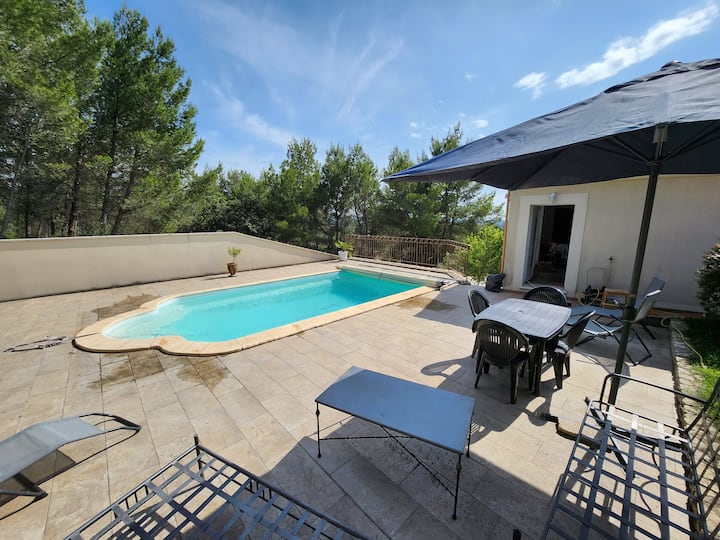 Havre De Paix Au Cœur De La Colline - Festival d'Avignon