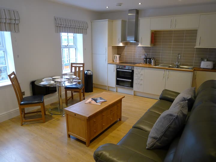 1 Bed Serviced Apt Set In The Heart Of Rugby - Rugby