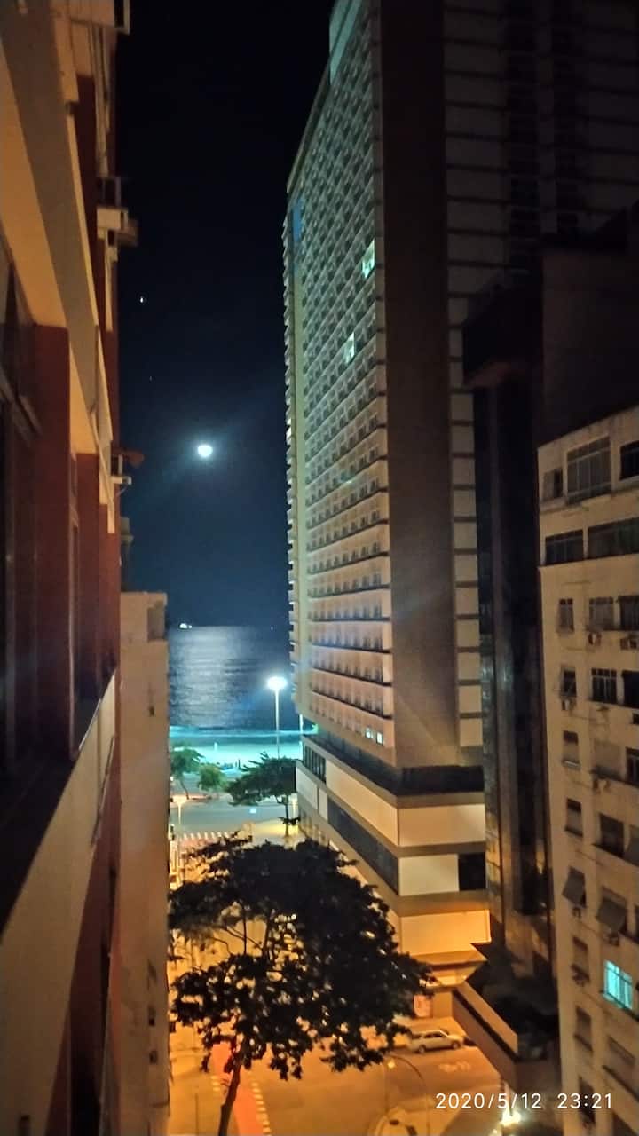 Copacabana,uma Quadra Da Praia,vista Pro Mar. - Rio de Janeiro