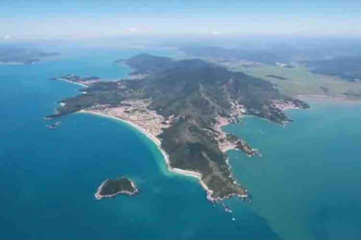Apto Encantador, Praia Paradisíaca, Com Piscina. - Governador Celso Ramos