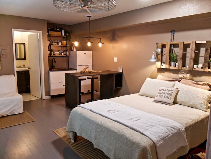 Cozy Beach Studio - El Segundo, CA