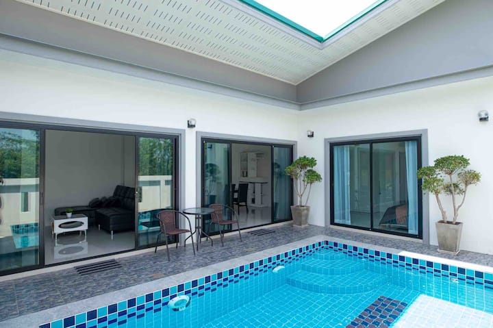 Blue Heaven Pool Villa - Hua Hin