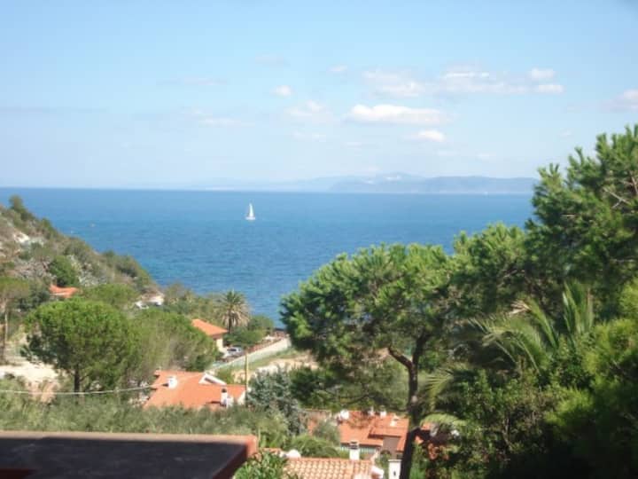 Cav Padulella East Overlooking Sea - Portoferraio