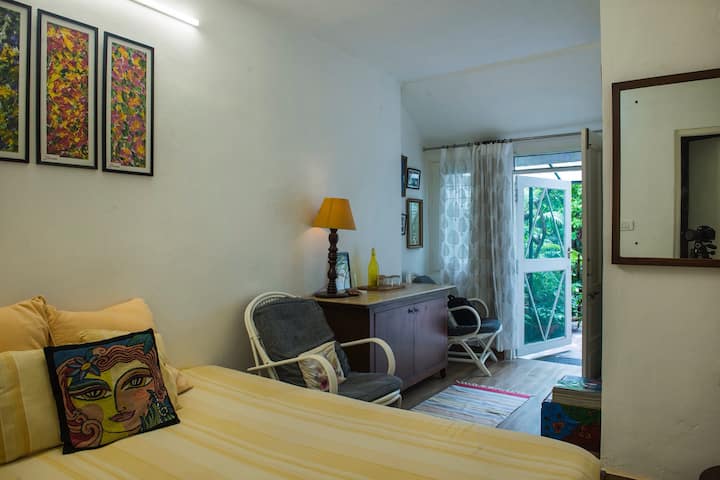 Krishna Homestay Room No2 ( Room No2 - 印多爾
