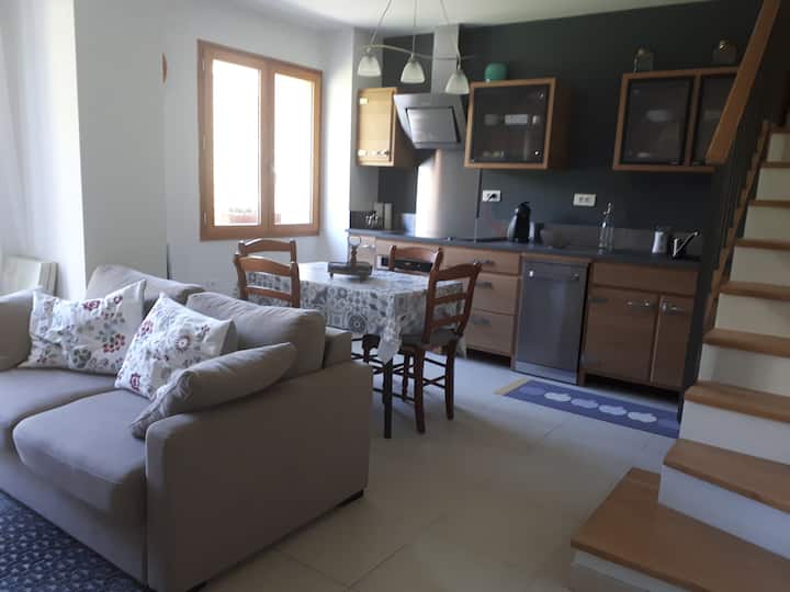Logement Avec Accès Illimité Au Jardin - Briançon