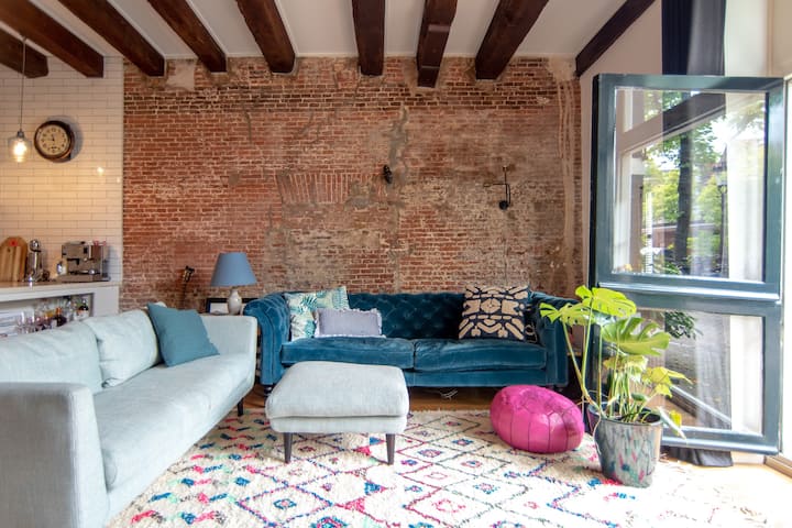 Monumental Warehouse Apartment On Historic Canal - Amsterdam