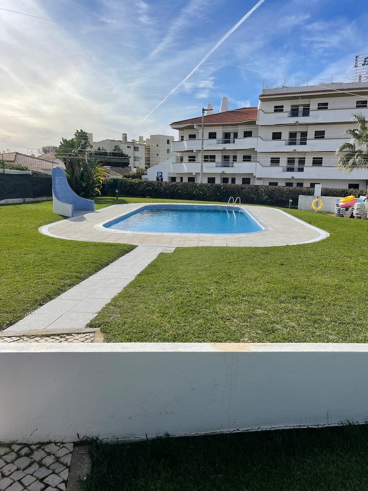 Apart. Em Condomínio Privado C/piscina - Albufeira - Albufeira