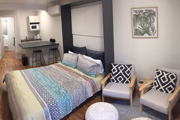 Well Equipped, Self Contained Central Studio. -