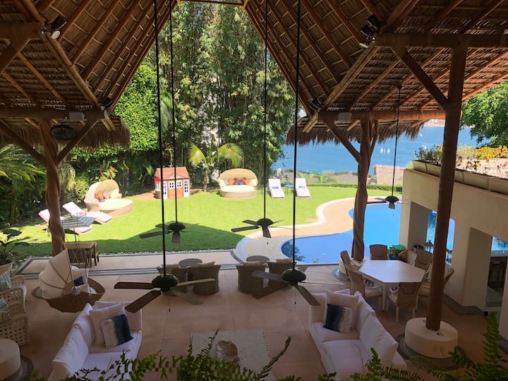 Hermosa Villa En Brisas Guitarron - Acapulco