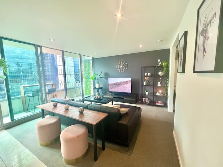 Stylish & Chic 1bdr Apartment With Huge City Views - Melbourne