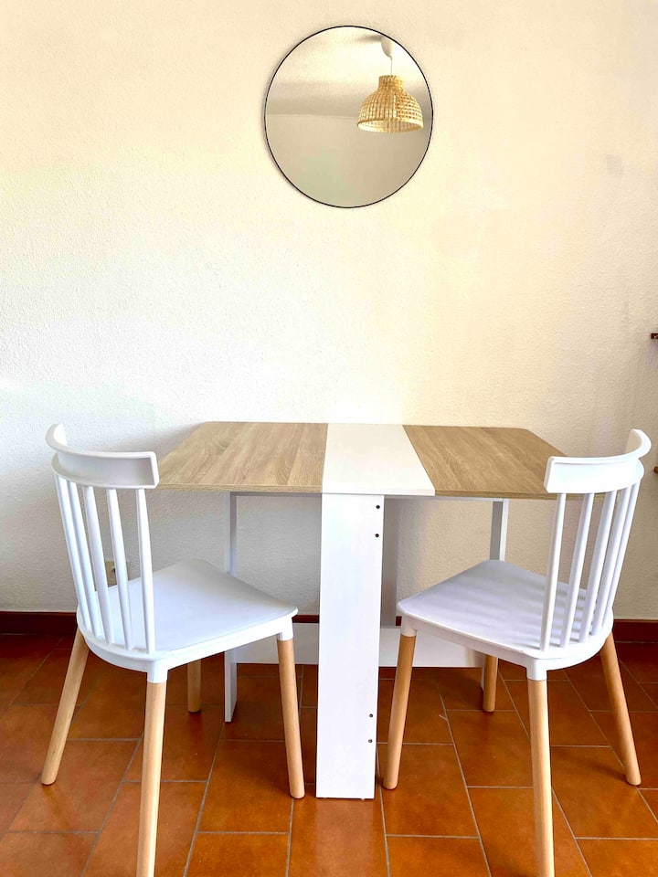 Studio Avec Balcon Proche Plage - Sainte-Maxime