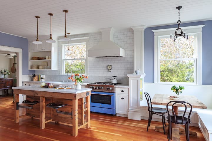 Gorgeous & Bright 4-bedroom 4-bathroom Family Home - Berkeley, CA