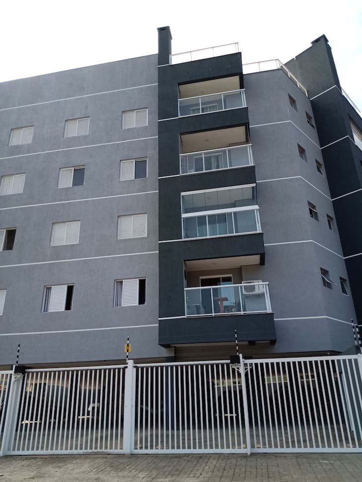 Apartamento Pertinho Da Praia. - Ubatuba