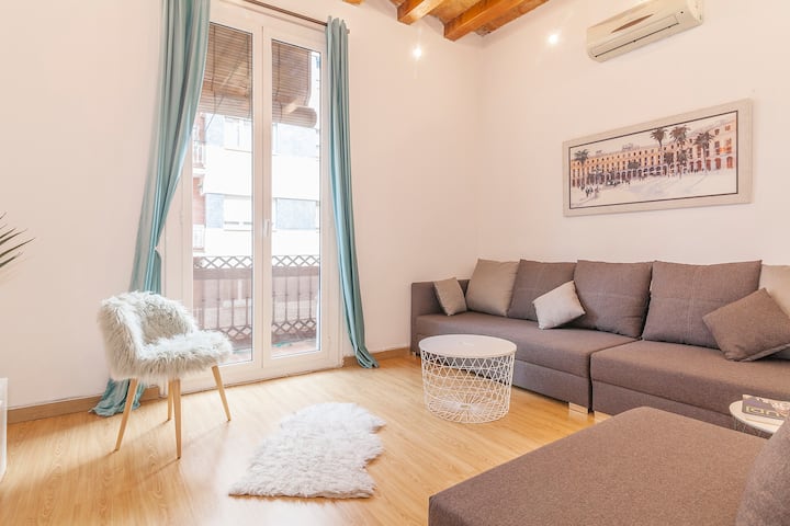❤️️Comfy & Centric❤️️ 8 Min From Las Ramblas !! - Barcelona