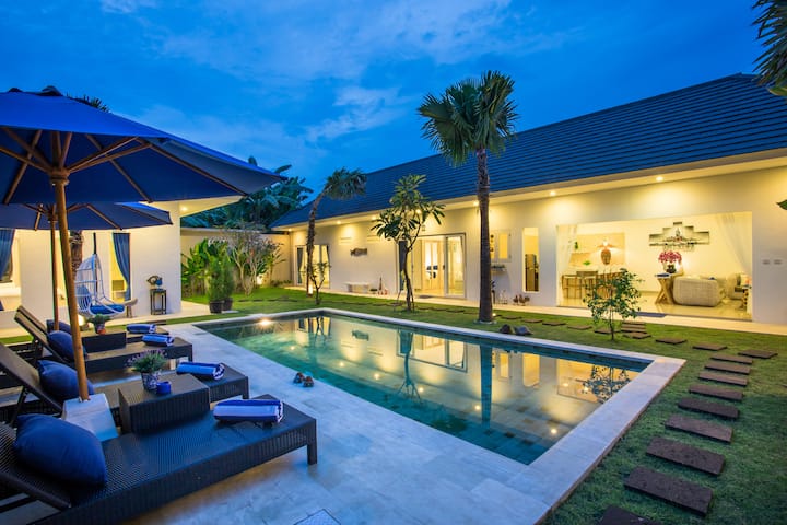3br Private Pool Villa In Seminyak Close To Oberoi - Seminyak