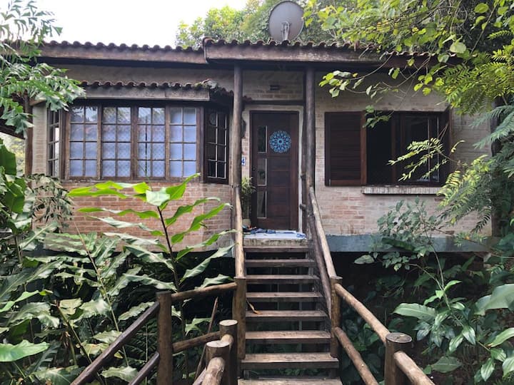 Chalé Agradável Com Vista Linda Em Juquehy - São Sebastião