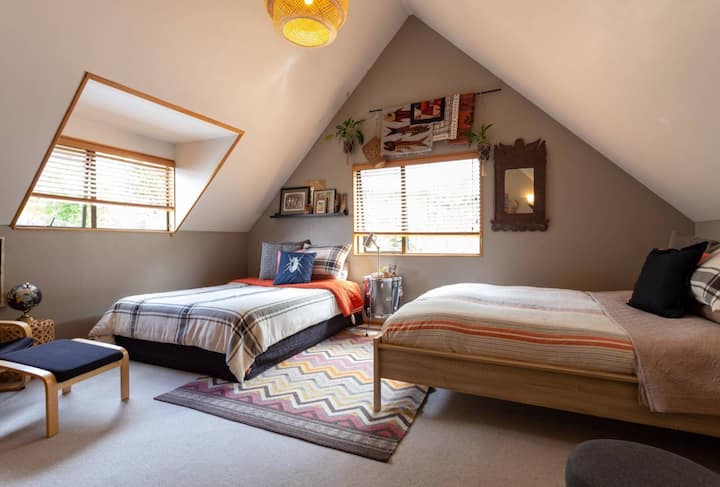 Your Adventure Hq: Big Easy Room - Queenstown, New Zealand