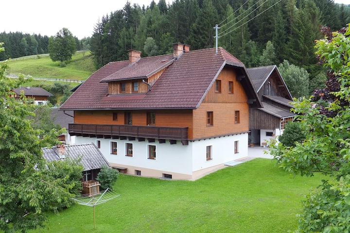 Apartments Am Bröcklhof "Therese" - Haus