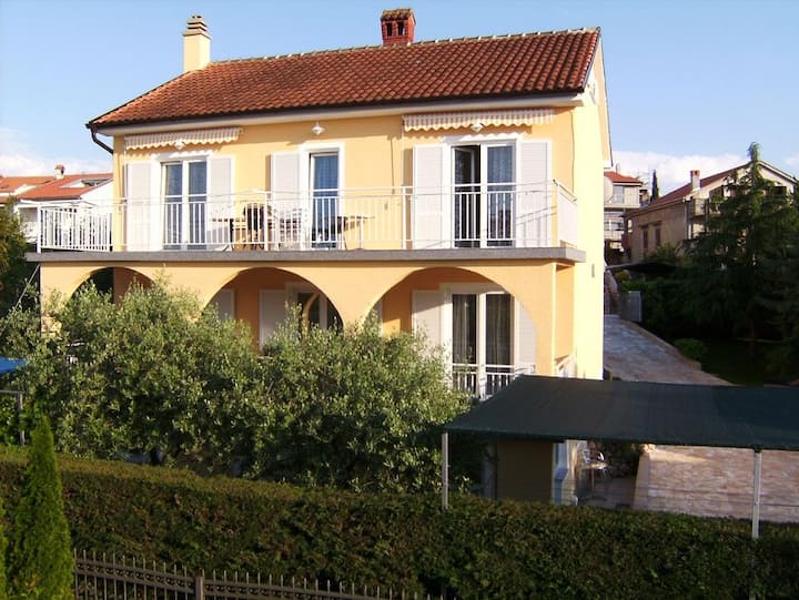 Ferienwohnungen Fiona & Maxima - Malinska