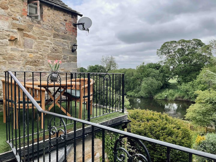 The Little Chantry | Riverside | Hot Tub | Pets - Ripon