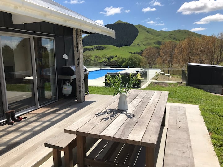 Martinborough Rustic Rural Retreat. - Wairarapa