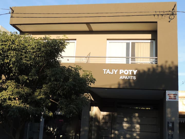 Tajy Poty Aparts. San José. Colón. Dpto 2 - San José, Argentina