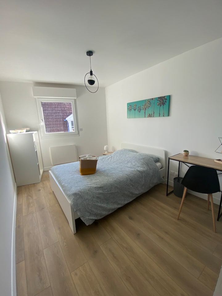 Superbe T4 85m2 Plein Centre D’arras 3ch 3 Sdb - Arras