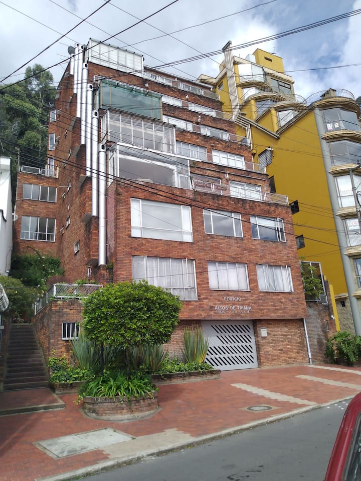 La Mejor Vista Central Y Tranquilo De Bogotá - Bogota
