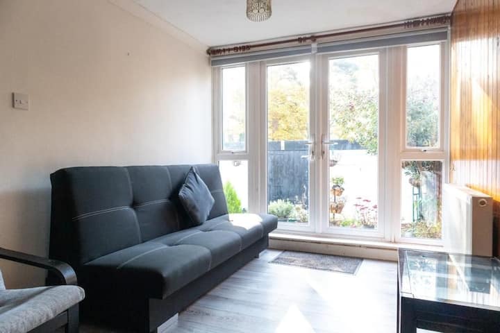 4 Bedroom Dunkirk House - Southampton
