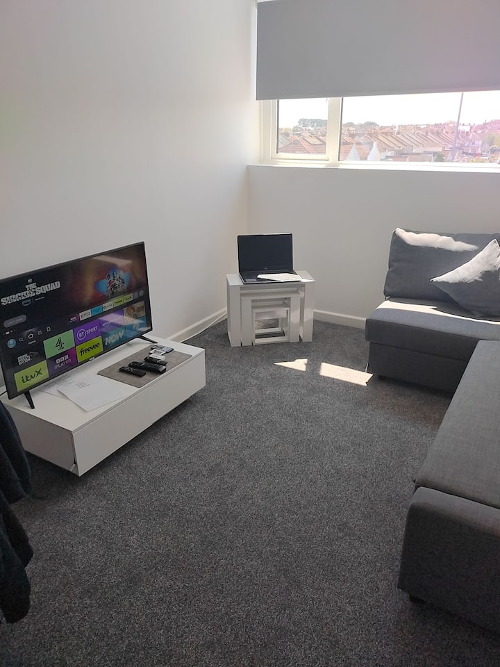 Modern Southsea Apartment With Free Parking - Portsmouth