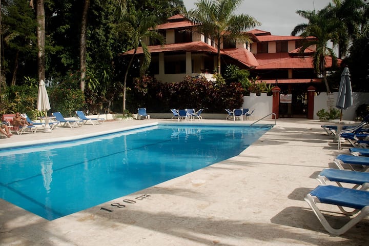 Beautiful Beach Side Condo - Apt B Recent Reno - Cabarete